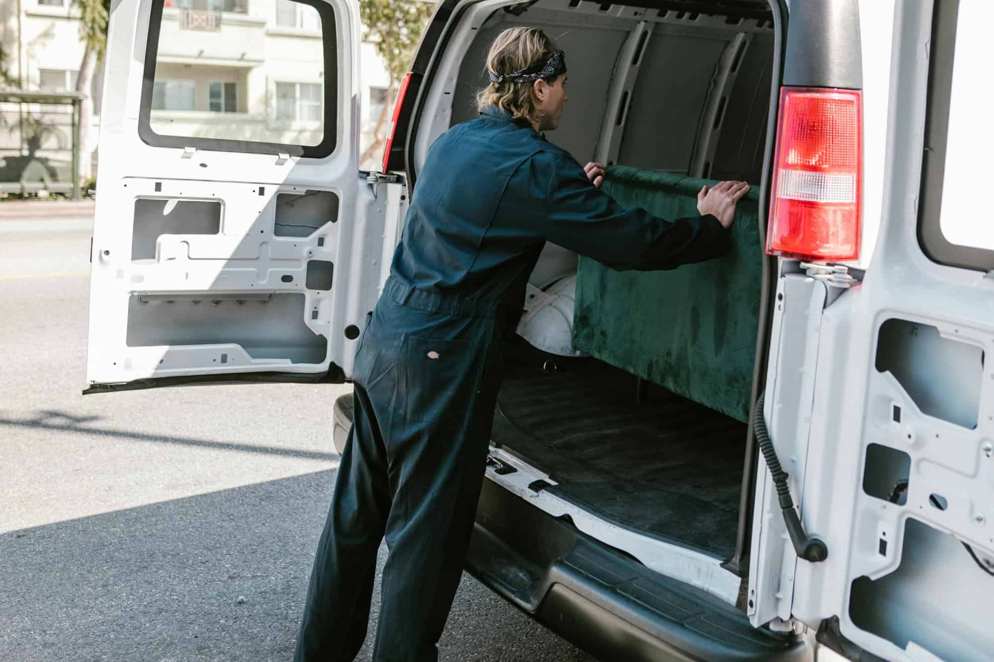 How to Choose a Good Man and Van Service in Sutton